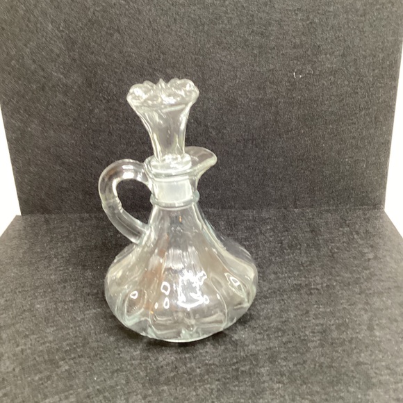 Anchor Hocking | Dining | Anchor Hocking Glass Cruet | Poshmark